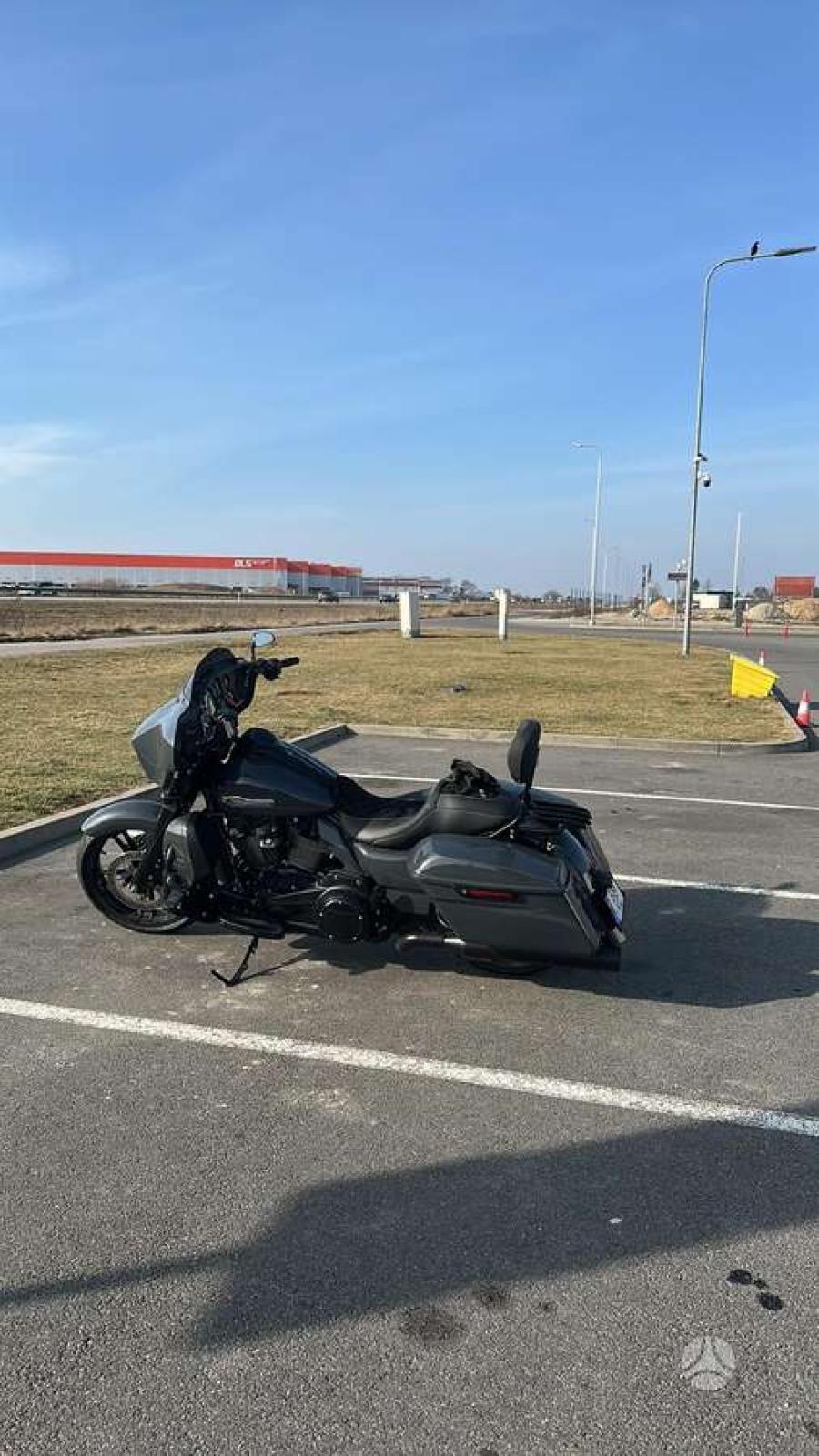 Harley-Davidson Street Glide FLHX 2022 in Trakai, with an engine capacity of 0.00 L and mileage of 28 thousand km for 17850 €, photo 1 on AUTOMOTO.COM.LV