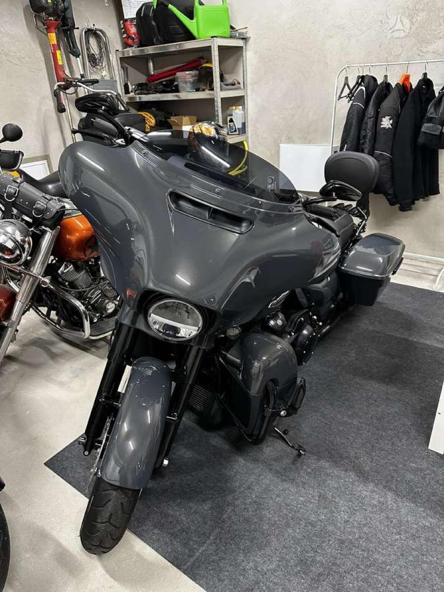 Harley-Davidson Street Glide FLHX 2022 in Trakai, with an engine capacity of 0.00 L and mileage of 28 thousand km for 17850 €, photo 2 on AUTOMOTO.COM.LV