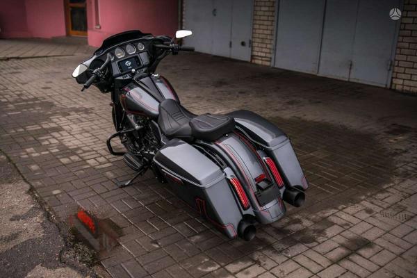 Харли-Девидсон Street Glide FLHX 2022 в Каунас, объемом двигателя 1.75 л и пробегом 11 тыс. км за 17000 €, фото 8 на AUTOMOTO.COM.LV