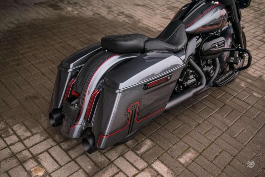 Harley-Davidson Street Glide FLHX 2022 in Kaunas, with an engine capacity of 1.75 L and mileage of 11 thousand km for 17000 €, photo 13 on AUTOMOTO.COM.LV