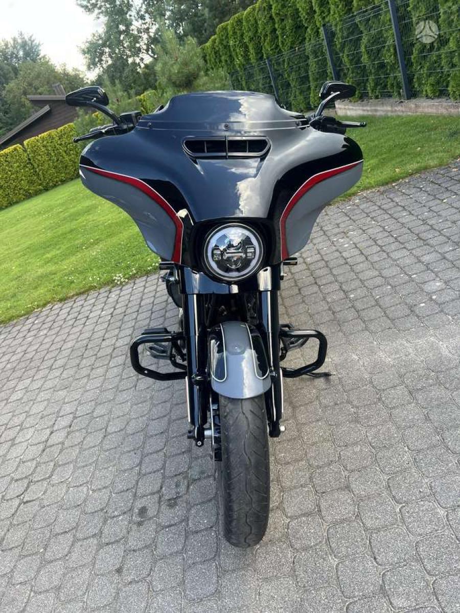 Harley-Davidson Street Glide FLHX 2022 Kauņa, ar dzinēja tilpumu 0.00 L un nobraukumu 17 tūkst. km par 16767 €, foto 4 vietnē AUTOMOTO.COM.LV