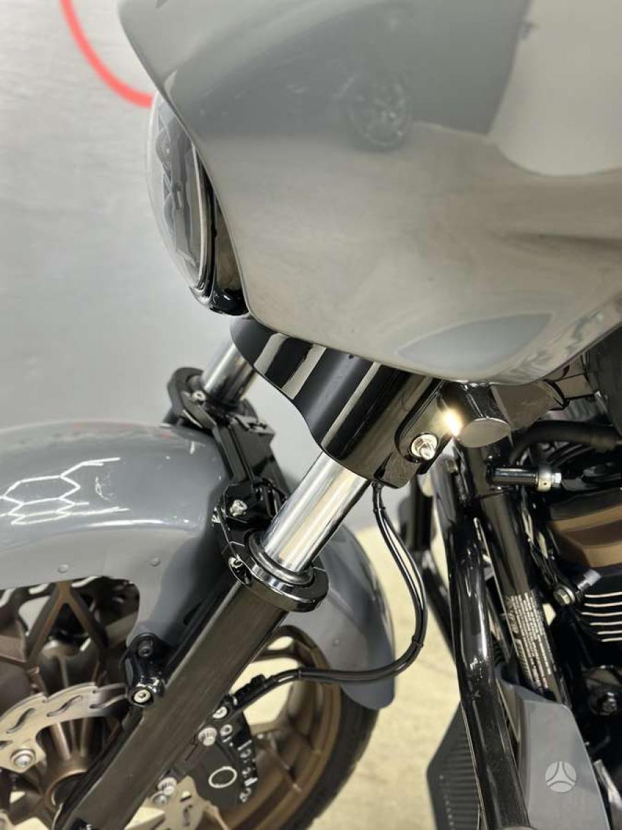 Харли-Девидсон Street Glide FLHX 2023 в Каунас, объемом двигателя 1.93 л и пробегом 6 тыс. км за 23353 €, фото 11 на AUTOMOTO.COM.LV