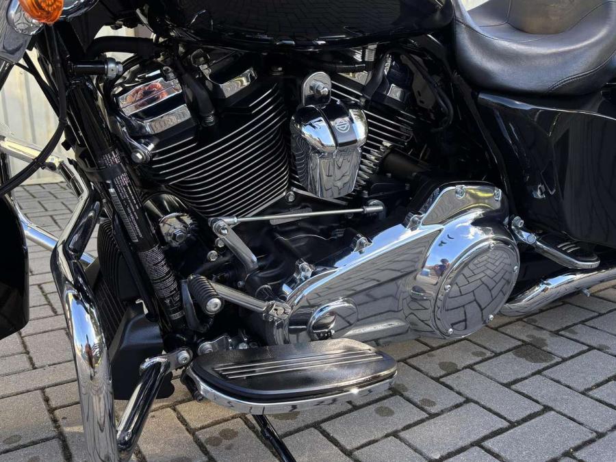 Харли-Девидсон Street Glide FLHX 2023 в Шяуляй, объемом двигателя 1.75 л и пробегом 9 тыс. км за 12800 €, фото 7 на AUTOMOTO.COM.LV
