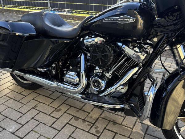 Harley-Davidson Street Glide FLHX 2023 Šauļi, ar dzinēja tilpumu 1.75 L un nobraukumu 9 tūkst. km par 12800 €, foto 10 vietnē AUTOMOTO.COM.LV