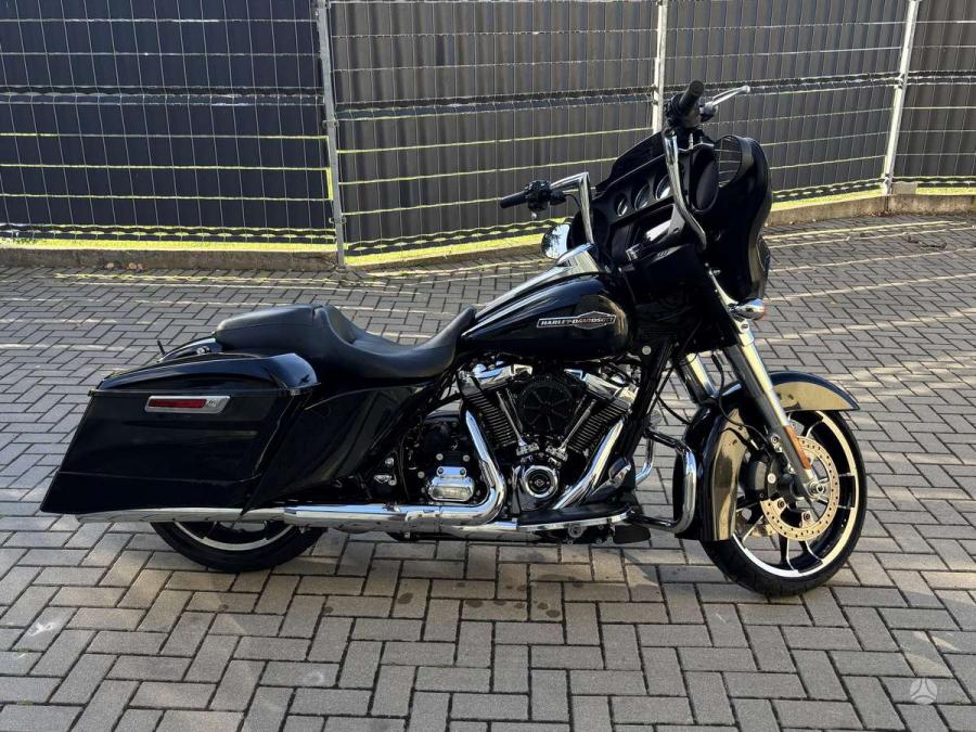 Харли-Девидсон Street Glide FLHX 2023 в Шяуляй, объемом двигателя 1.75 л и пробегом 9 тыс. км за 12800 €, фото 11 на AUTOMOTO.COM.LV