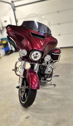 Красный Харли-Девидсон Street Glide FLHX 2014 в Каунас, объемом двигателя 1.69 л и пробегом 29 тыс. км за 13999 €, фото 3 на AUTOMOTO.COM.LV