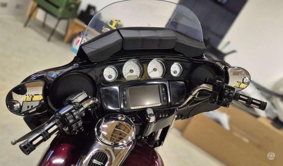 Красный Харли-Девидсон Street Glide FLHX 2014 в Каунас, объемом двигателя 1.69 л и пробегом 29 тыс. км за 13999 €, фото 6 на AUTOMOTO.COM.LV