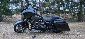 Grey Harley-Davidson Street Glide 2017 in Riga, with an engine capacity of 1.75 L and mileage of 21 thousand km for 14999 €, photo 7 on AUTOMOTO.COM.LV