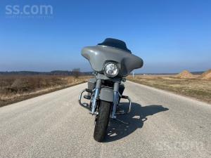 Harley-Davidson Street Glide 2010 in Riga, with an engine capacity of 1.80 L and mileage of 0 thousand km for 7500 €, photo 5 on AUTOMOTO.COM.LV