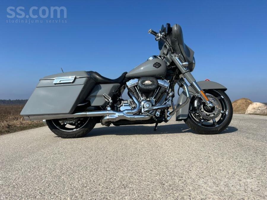 Harley-Davidson Street Glide 2010 in Riga, with an engine capacity of 1.80 L and mileage of 0 thousand km for 7500 €, photo 7 on AUTOMOTO.COM.LV