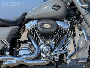 Harley-Davidson Street Glide 2010 in Riga, with an engine capacity of 1.80 L and mileage of 0 thousand km for 7500 €, photo 9 on AUTOMOTO.COM.LV