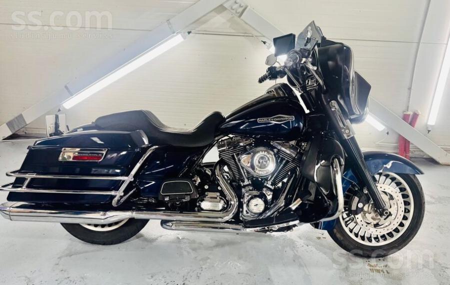 Harley-Davidson Street Glide 2013 in Riga, with an engine capacity of 1.69 L and mileage of 0 thousand km for 14000 €, photo 4 on AUTOMOTO.COM.LV
