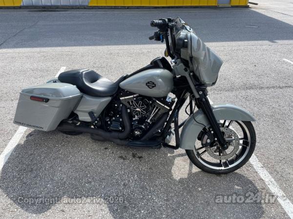 Harley-Davidson Street Glide 2014 Tartu, ar dzinēja tilpumu 1.69 L un nobraukumu 0 tūkst. km par 16000 €, foto 1 vietnē AUTOMOTO.COM.LV