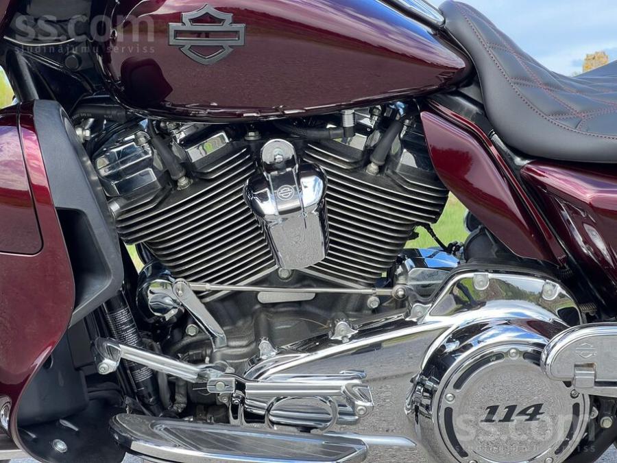 Harley-Davidson Street Glide 2017 in Riga, with an engine capacity of 1.87 L and mileage of 0 thousand km for 15000 €, photo 3 on AUTOMOTO.COM.LV