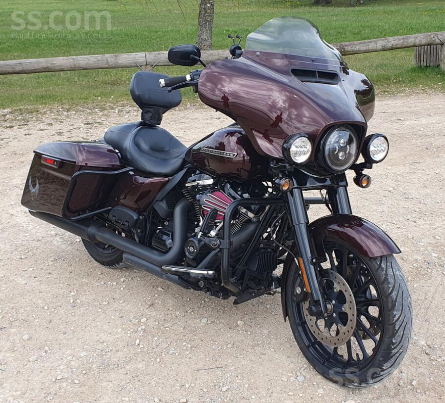 Harley-Davidson Street Glide 2018 Rīga, ar dzinēja tilpumu 1.75 L un nobraukumu 0 tūkst. km par 16990 €, foto 2 vietnē AUTOMOTO.COM.LV