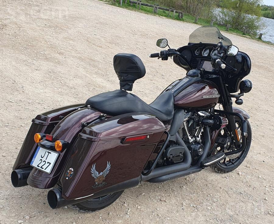 Харли-Девидсон Street Glide 2018 в Рига, объемом двигателя 1.75 л и пробегом 0 тыс. км за 16999 €, фото 3 на AUTOMOTO.COM.LV
