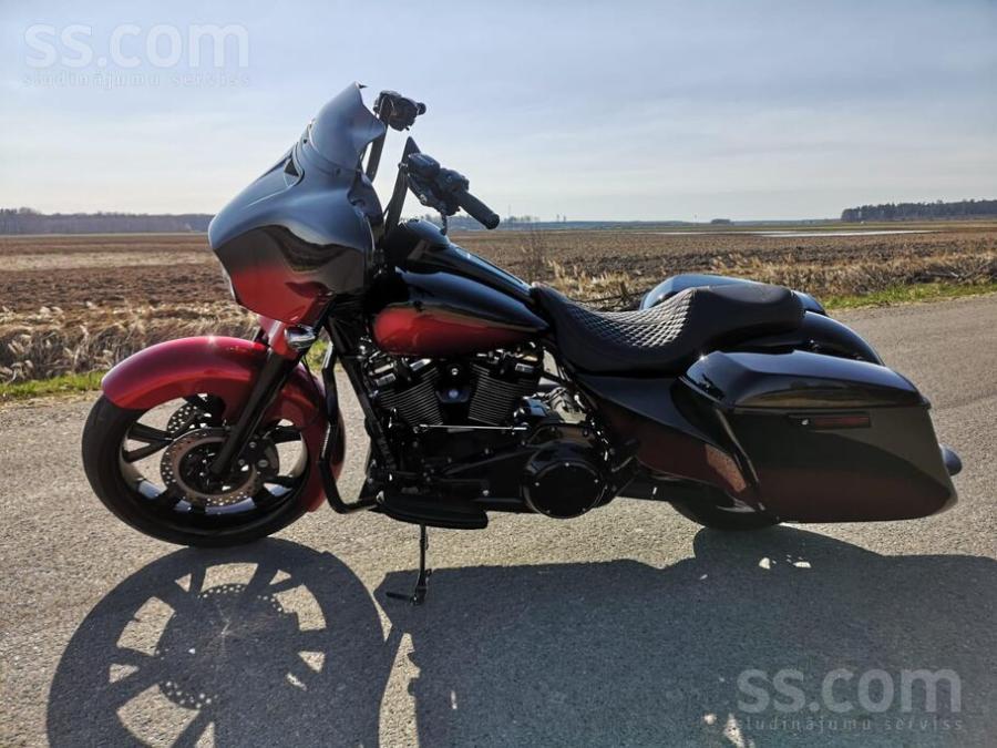 Harley-Davidson Street Glide 2019 Rīga, ar dzinēja tilpumu 1.87 L un nobraukumu 0 tūkst. km par 20000 €, foto 2 vietnē AUTOMOTO.COM.LV