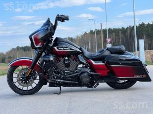 Harley-Davidson Street Glide 2019 in Riga, with an engine capacity of 1.92 L and mileage of 0 thousand km for 20000 €, photo 4 on AUTOMOTO.COM.LV