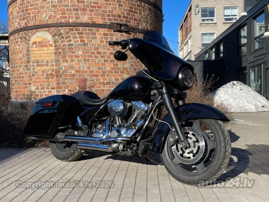 Red Harley-Davidson Street Glide 2012 in Tallinn, with an engine capacity of 0.00 L and mileage of 29 thousand km for 10000 €, photo 2 on AUTOMOTO.COM.LV