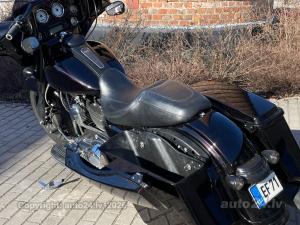 Red Harley-Davidson Street Glide 2012 in Tallinn, with an engine capacity of 0.00 L and mileage of 29 thousand km for 10000 €, photo 10 on AUTOMOTO.COM.LV