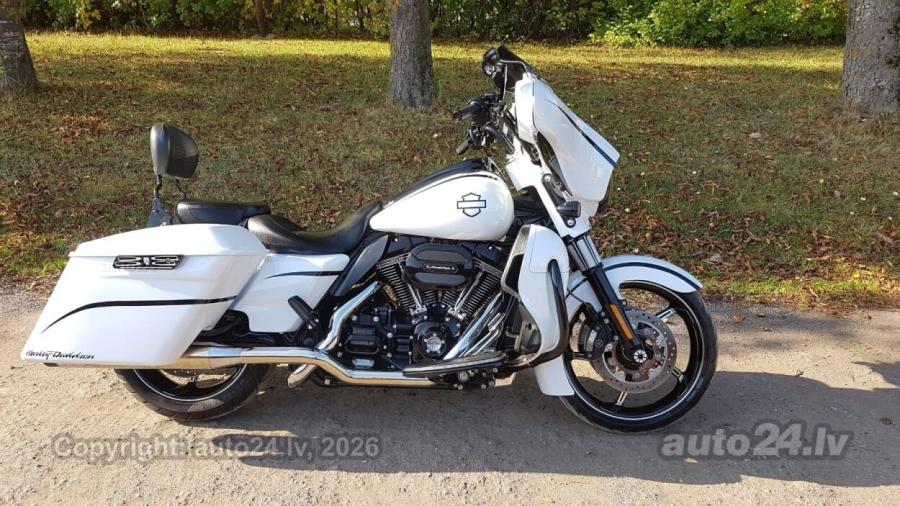 White Harley-Davidson Street Glide 2016 in Tallinn, with an engine capacity of 1.92 L and mileage of 18 thousand km for 19000 €, photo 2 on AUTOMOTO.COM.LV