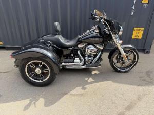 Черный Харли-Девидсон Tri Glide Ultra 2016 в Каунас, объемом двигателя 1.69 л и пробегом 13 тыс. км за 14999 €, фото 8 на AUTOMOTO.COM.LV