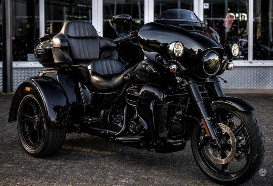 Черный Харли-Девидсон Tri Glide Ultra 2021 в Клайпеда, объемом двигателя 1.92 л и пробегом 4 тыс. км за 46500 €, фото 1 на AUTOMOTO.COM.LV