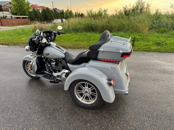 Серый Харли-Девидсон Tri Glide Ultra 2024 в Каунас, объемом двигателя 0.00 л и пробегом 3 тыс. км за 23500 €, фото 10 на AUTOMOTO.COM.LV