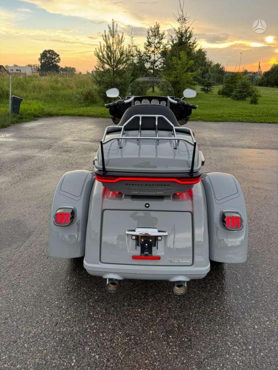 Grey Harley-Davidson Tri Glide Ultra 2024 in Kaunas, with an engine capacity of 0.00 L and mileage of 3 thousand km for 23500 €, photo 11 on AUTOMOTO.COM.LV