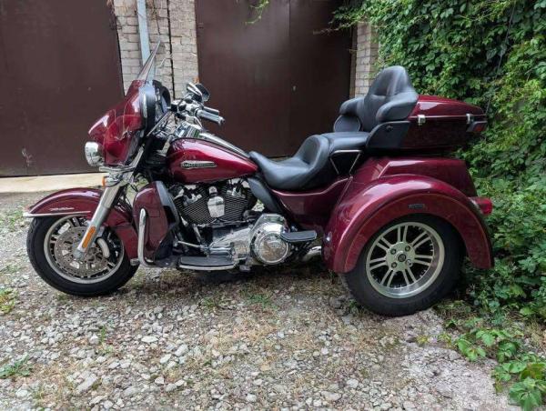 Harley-Davidson Tri Glide Ultra 2016 Kauņa, ar dzinēja tilpumu 1.69 L un nobraukumu 45 tūkst. km par 16900 €, foto 3 vietnē AUTOMOTO.COM.LV