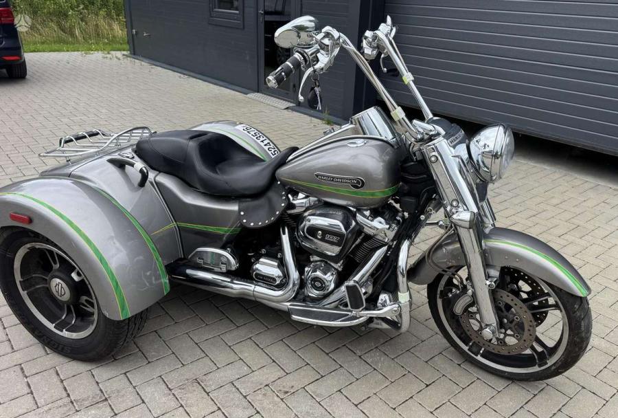 Harley-Davidson Tri Glide Ultra 2017 in Telschi, with an engine capacity of 0.00 L and mileage of 64 thousand km for 12800 €, photo 1 on AUTOMOTO.COM.LV