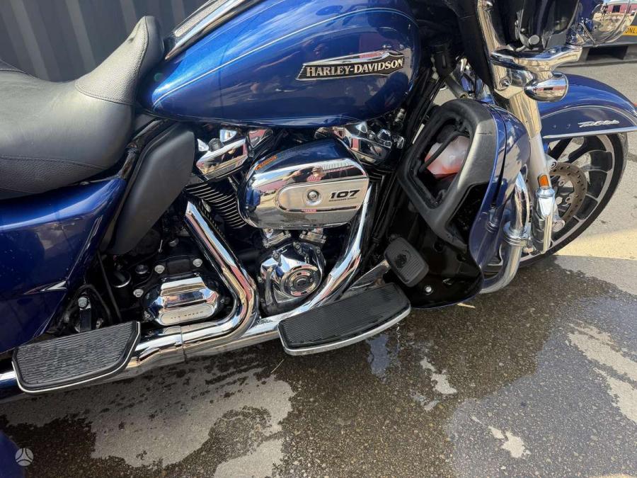 Harley-Davidson Tri Glide Ultra 2017 in Kaunas, with an engine capacity of 1.75 L and mileage of 13 thousand km for 16698 €, photo 8 on AUTOMOTO.COM.LV