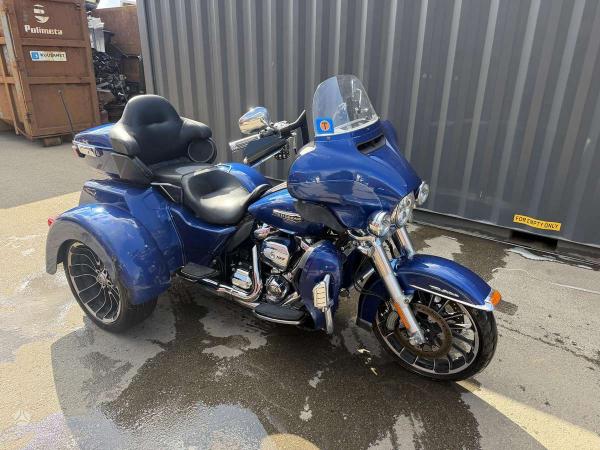 Harley-Davidson Tri Glide Ultra 2017 in Kaunas, with an engine capacity of 1.75 L and mileage of 13 thousand km for 16698 €, photo 9 on AUTOMOTO.COM.LV