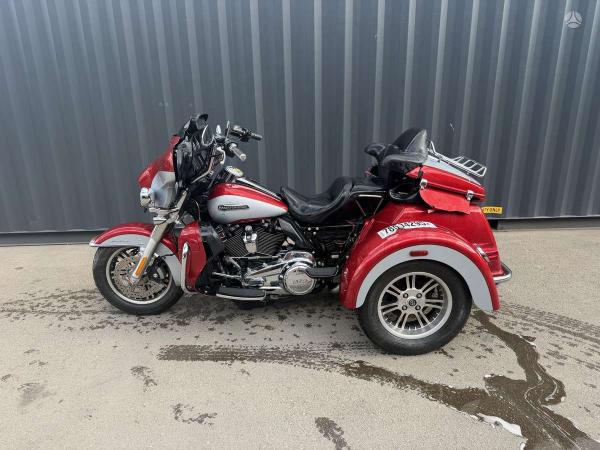 Harley-Davidson Tri Glide Ultra 2019 in Kaunas, with an engine capacity of 1.87 L and mileage of 17 thousand km for 16550 €, photo 2 on AUTOMOTO.COM.LV