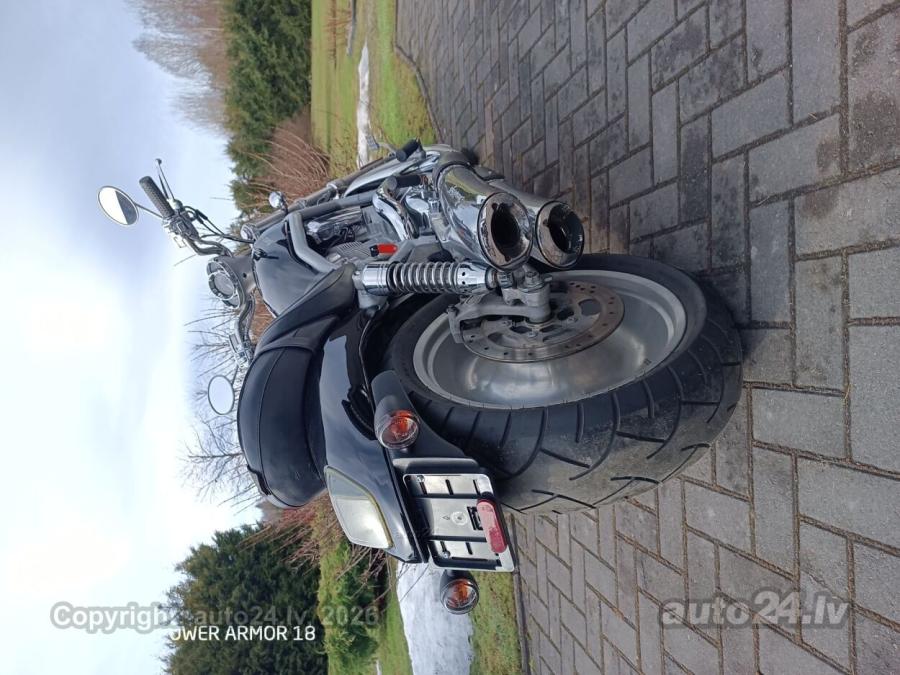 Melns Harley-Davidson V-Rod 2002 Tartu, ar dzinēja tilpumu 1.20 L un nobraukumu 25 tūkst. km par 5900 €, foto 3 vietnē AUTOMOTO.COM.LV