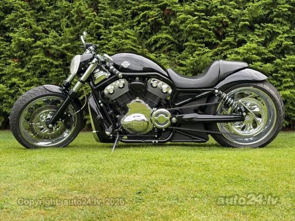Черный Харли-Девидсон V-Rod 2002 в Таллин, объемом двигателя 1.13 л и пробегом 13 тыс. км за 30000 €, фото 6 на AUTOMOTO.COM.LV