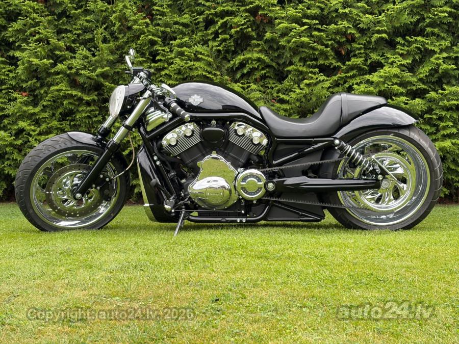 Черный Харли-Девидсон V-Rod 2002 в Таллин, объемом двигателя 1.13 л и пробегом 13 тыс. км за 30000 €, фото 7 на AUTOMOTO.COM.LV