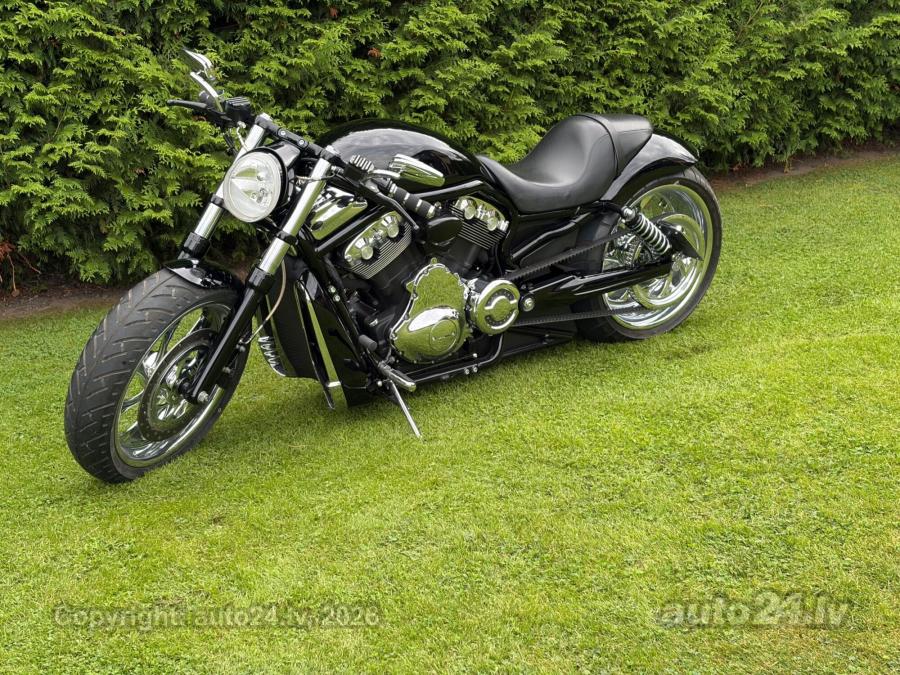 Черный Харли-Девидсон V-Rod 2002 в Таллин, объемом двигателя 1.13 л и пробегом 13 тыс. км за 30000 €, фото 8 на AUTOMOTO.COM.LV
