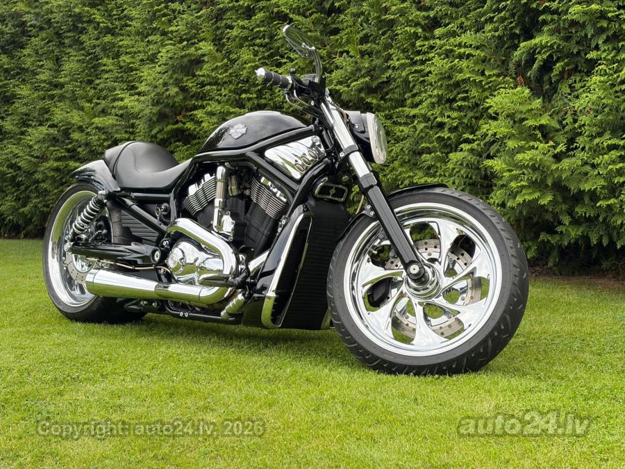 Черный Харли-Девидсон V-Rod 2002 в Таллин, объемом двигателя 1.13 л и пробегом 13 тыс. км за 30000 €, фото 22 на AUTOMOTO.COM.LV