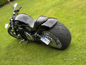 Черный Харли-Девидсон V-Rod 2002 в Таллин, объемом двигателя 1.13 л и пробегом 13 тыс. км за 30000 €, фото 25 на AUTOMOTO.COM.LV
