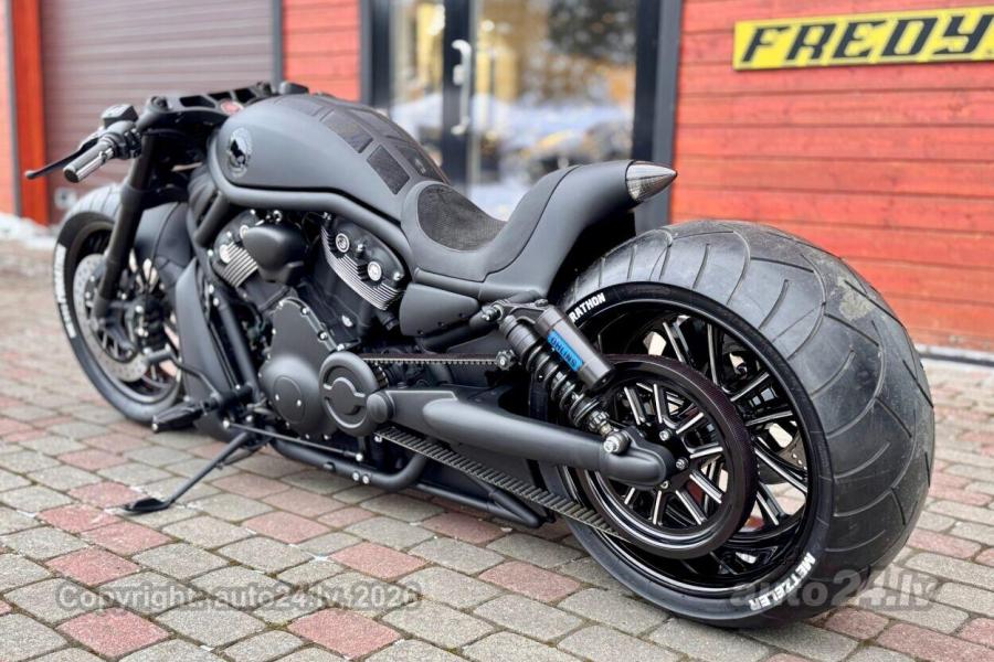 Melns Harley-Davidson V-Rod 2003 Tallina, ar dzinēja tilpumu 1.13 L un nobraukumu 2 tūkst. km par 50000 €, foto 15 vietnē AUTOMOTO.COM.LV
