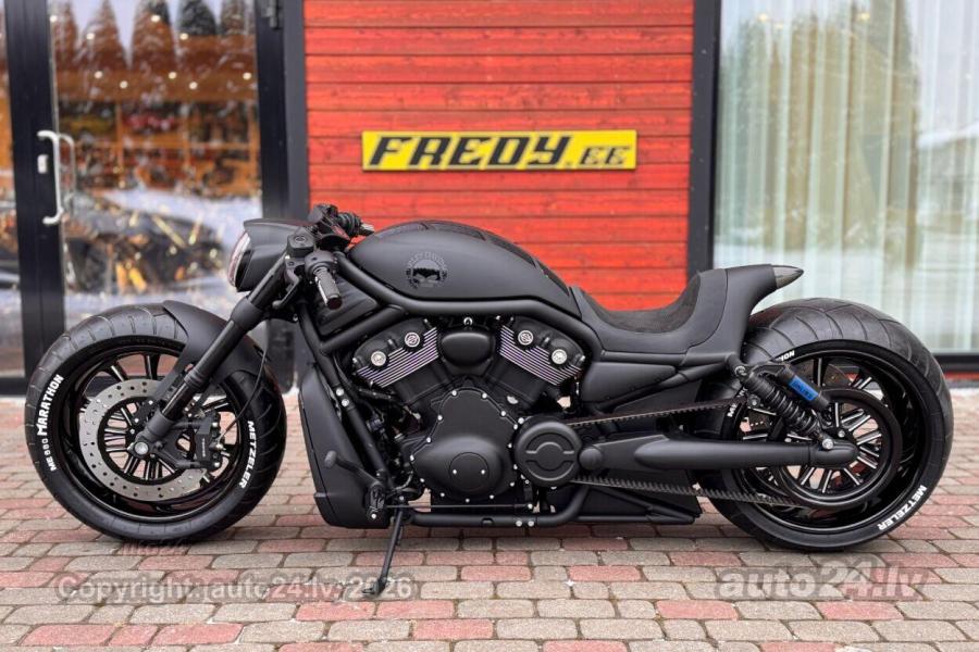 Melns Harley-Davidson V-Rod 2003 Tallina, ar dzinēja tilpumu 1.13 L un nobraukumu 2 tūkst. km par 50000 €, foto 19 vietnē AUTOMOTO.COM.LV