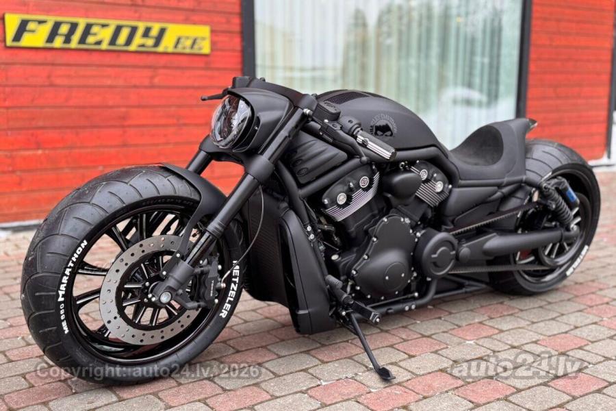 Melns Harley-Davidson V-Rod 2003 Tallina, ar dzinēja tilpumu 1.13 L un nobraukumu 2 tūkst. km par 50000 €, foto 22 vietnē AUTOMOTO.COM.LV