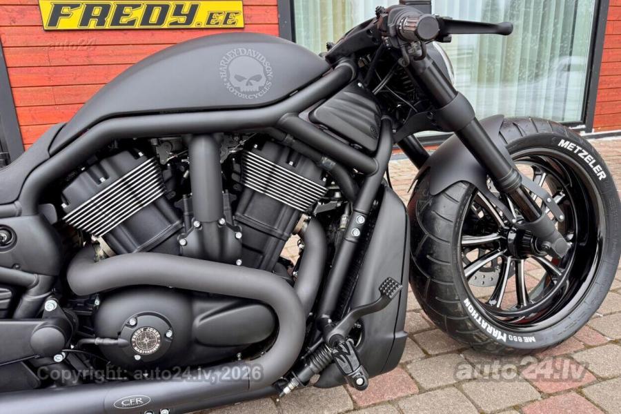 Melns Harley-Davidson V-Rod 2003 Tallina, ar dzinēja tilpumu 1.13 L un nobraukumu 2 tūkst. km par 50000 €, foto 24 vietnē AUTOMOTO.COM.LV