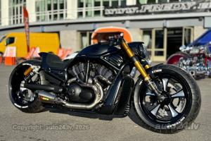 Melns Harley-Davidson V-Rod 2003 Tallina, ar dzinēja tilpumu 1.13 L un nobraukumu 2 tūkst. km par 50000 €, foto 4 vietnē AUTOMOTO.COM.LV