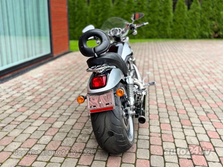 Melns Harley-Davidson V-Rod 2003 Tallina, ar dzinēja tilpumu 1.13 L un nobraukumu 20 tūkst. km par 12400 €, foto 13 vietnē AUTOMOTO.COM.LV