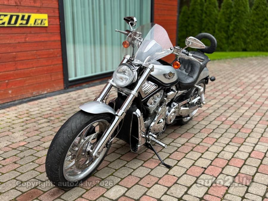 Melns Harley-Davidson V-Rod 2003 Tallina, ar dzinēja tilpumu 1.13 L un nobraukumu 20 tūkst. km par 12400 €, foto 23 vietnē AUTOMOTO.COM.LV
