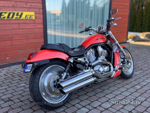Melns Harley-Davidson V-Rod 2004 Tallina, ar dzinēja tilpumu 1.13 L un nobraukumu 19 tūkst. km par 9000 €, foto 10 vietnē AUTOMOTO.COM.LV