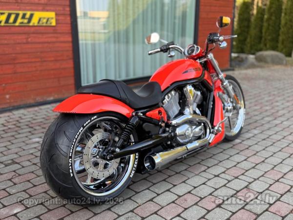 Черный Харли-Девидсон V-Rod 2004 в Таллин, объемом двигателя 1.13 л и пробегом 19 тыс. км за 20000 €, фото 11 на AUTOMOTO.COM.LV