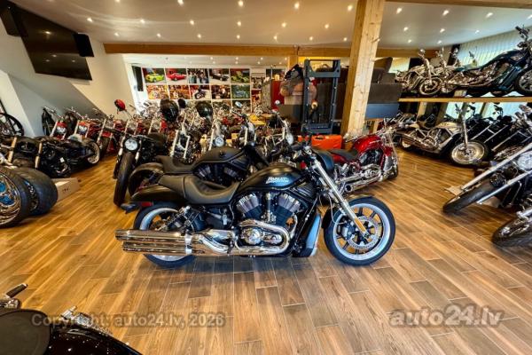 Black Harley-Davidson V-Rod 2006 in Tallinn, with an engine capacity of 1.13 L and mileage of 14 thousand km for 8800 €, photo 2 on AUTOMOTO.COM.LV